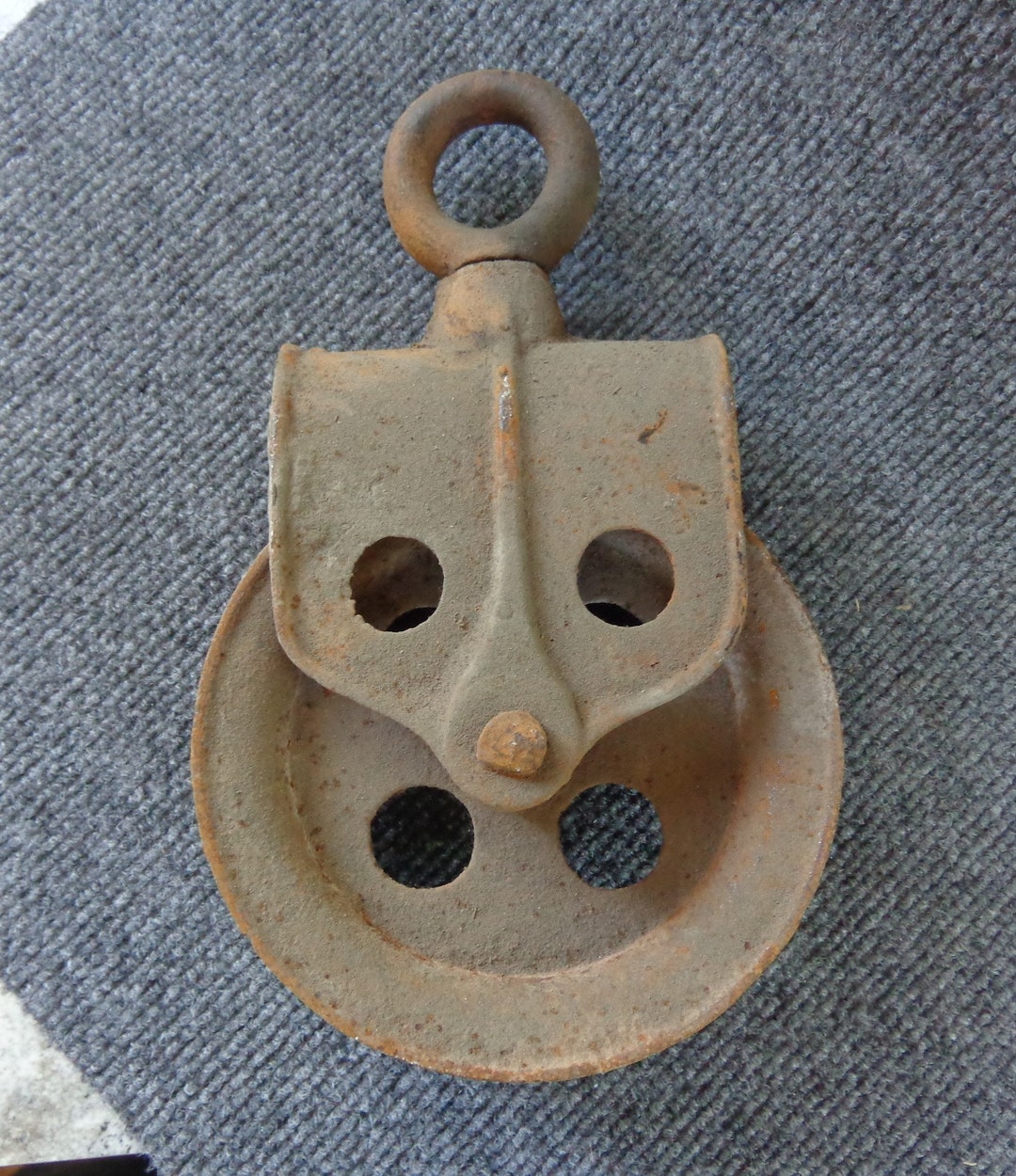 Vintage Rusty Crusty Metal Pulley for Use or Display Farm Barn Shop ...