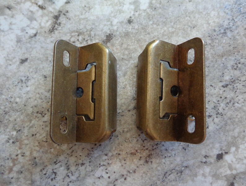 Set of 12 Hinges (6 Pair) Partial Wrap Self Closing Cabinet Door Hinge ...