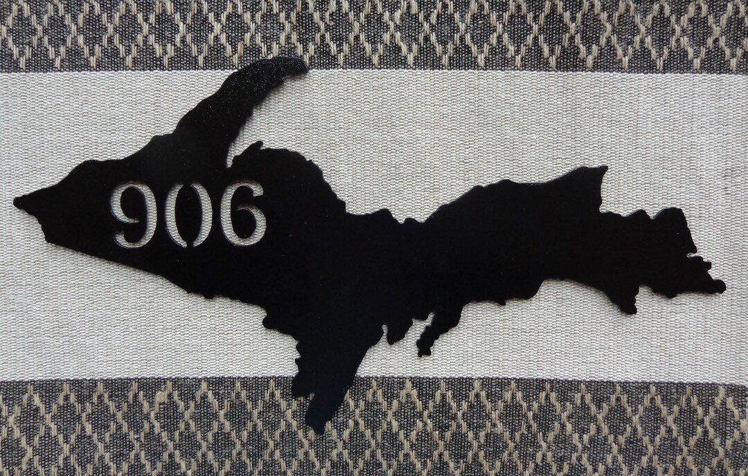 Upper Peninsula of Michigan 906 Outline Plasma Cut Metal Wall Art 16" W ...