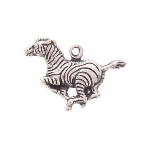 Zebra Charm - munimoro.gob.pe