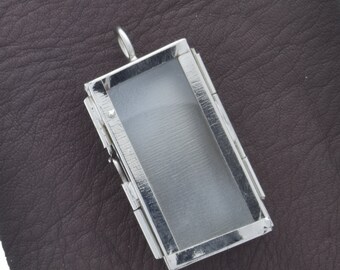 Shadow Box Locket - Etsy