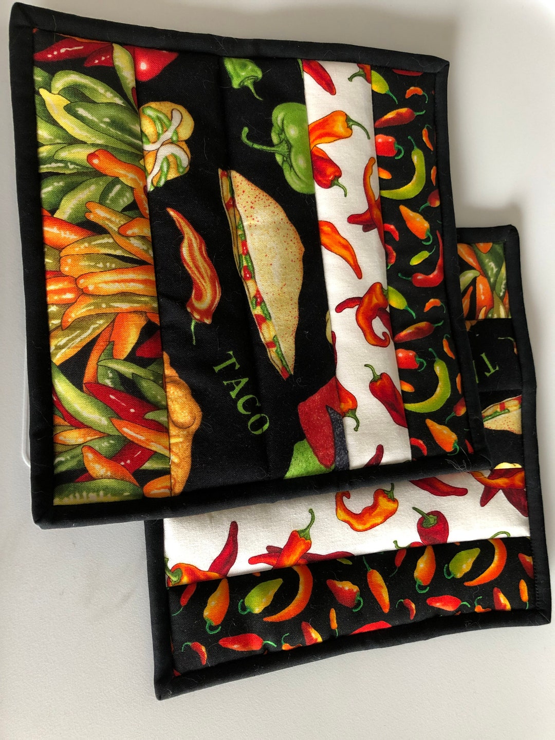 Chili Pepper Theme Quilted Kitchen Potholder Set - Etsy