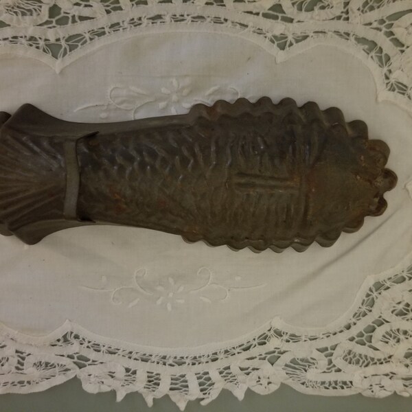 Fish Mold - Etsy