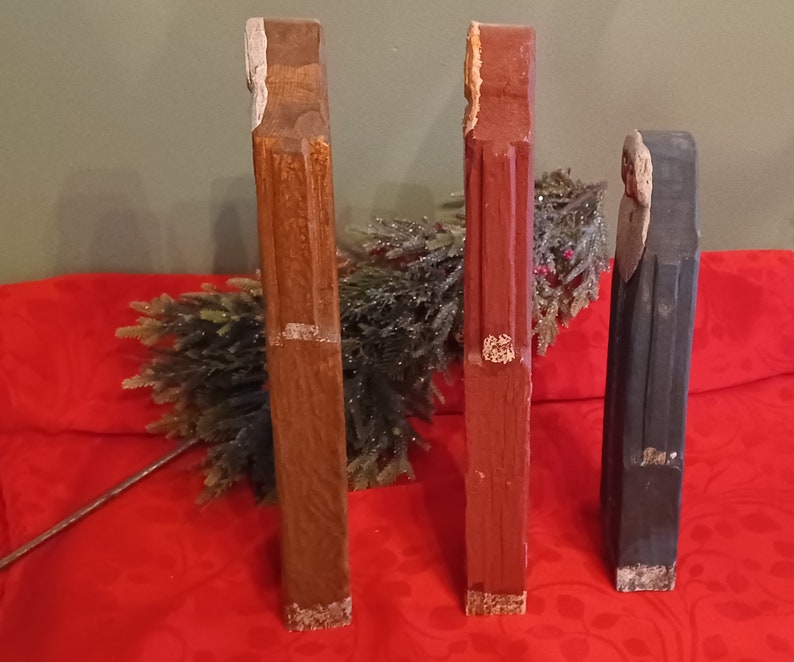 Hand Carved Vintage Wooden Santa Folka Art Set of Three Green - Etsy