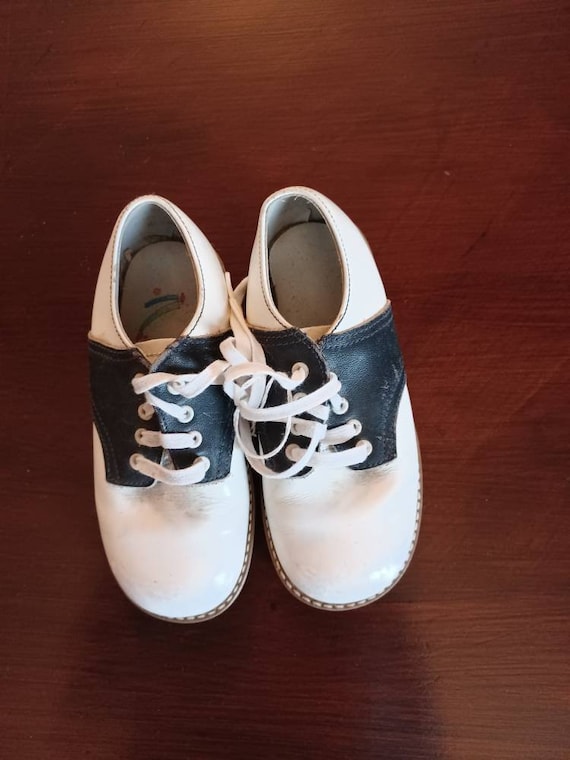 vintage stride rite black - Gem