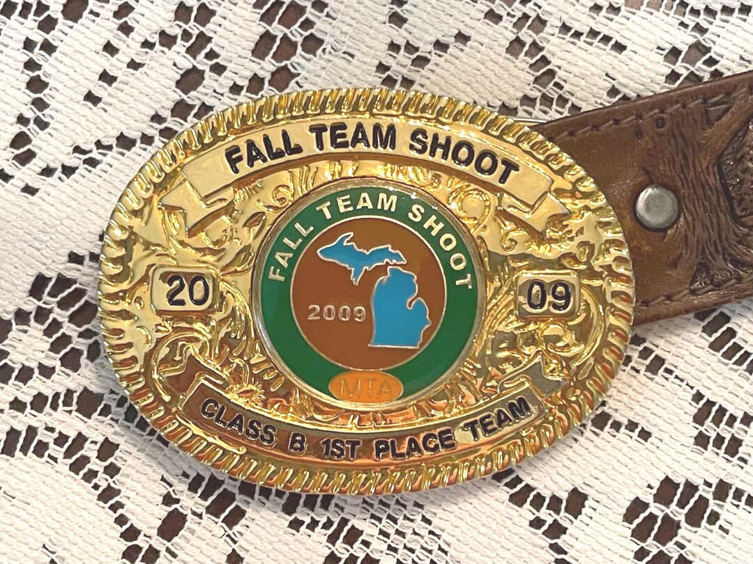 Vintage Tooled Leather Wild Game Belt Buckle: 2009 Fall Team Shoot - Etsy