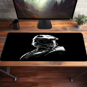 Halo Masterchief Outline White on Black Background Mousepad, 10 ...