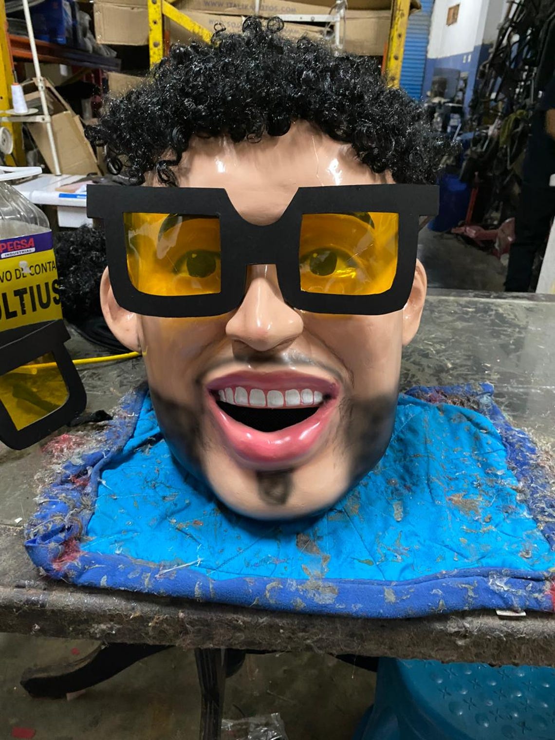 Bad Bunny 2 Fiberglass Head Mascot Costume Mascots Party Event ...