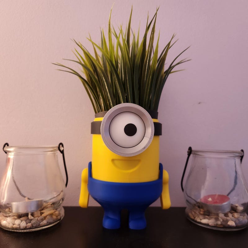 Minion office desk - Etsy.de