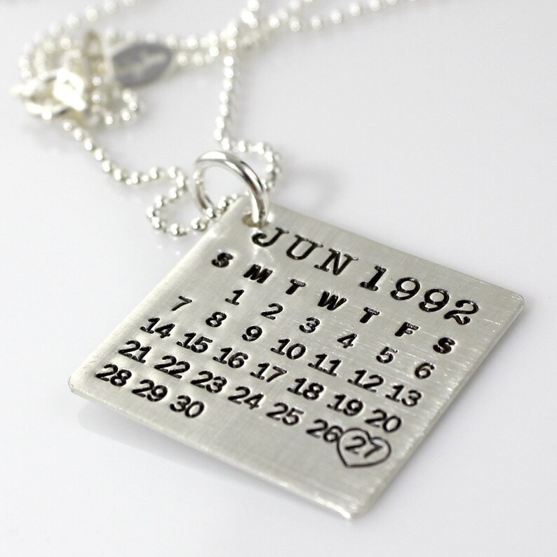 Personalized Mark Your Calendar Necklace Personalized - Etsy