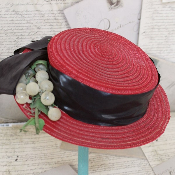 Cardinal and Straw - Etsy