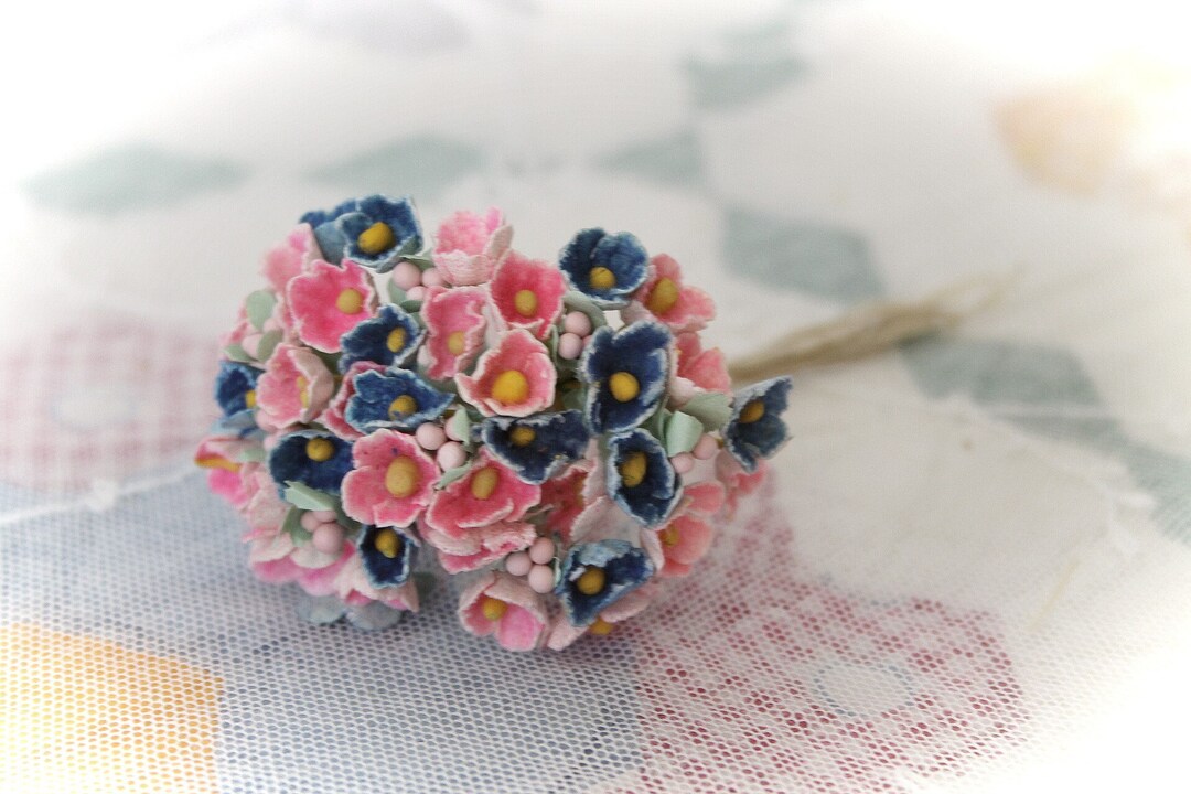 Single Bouquet of Forget Me Nots 40 Tiny Blossoms - Etsy