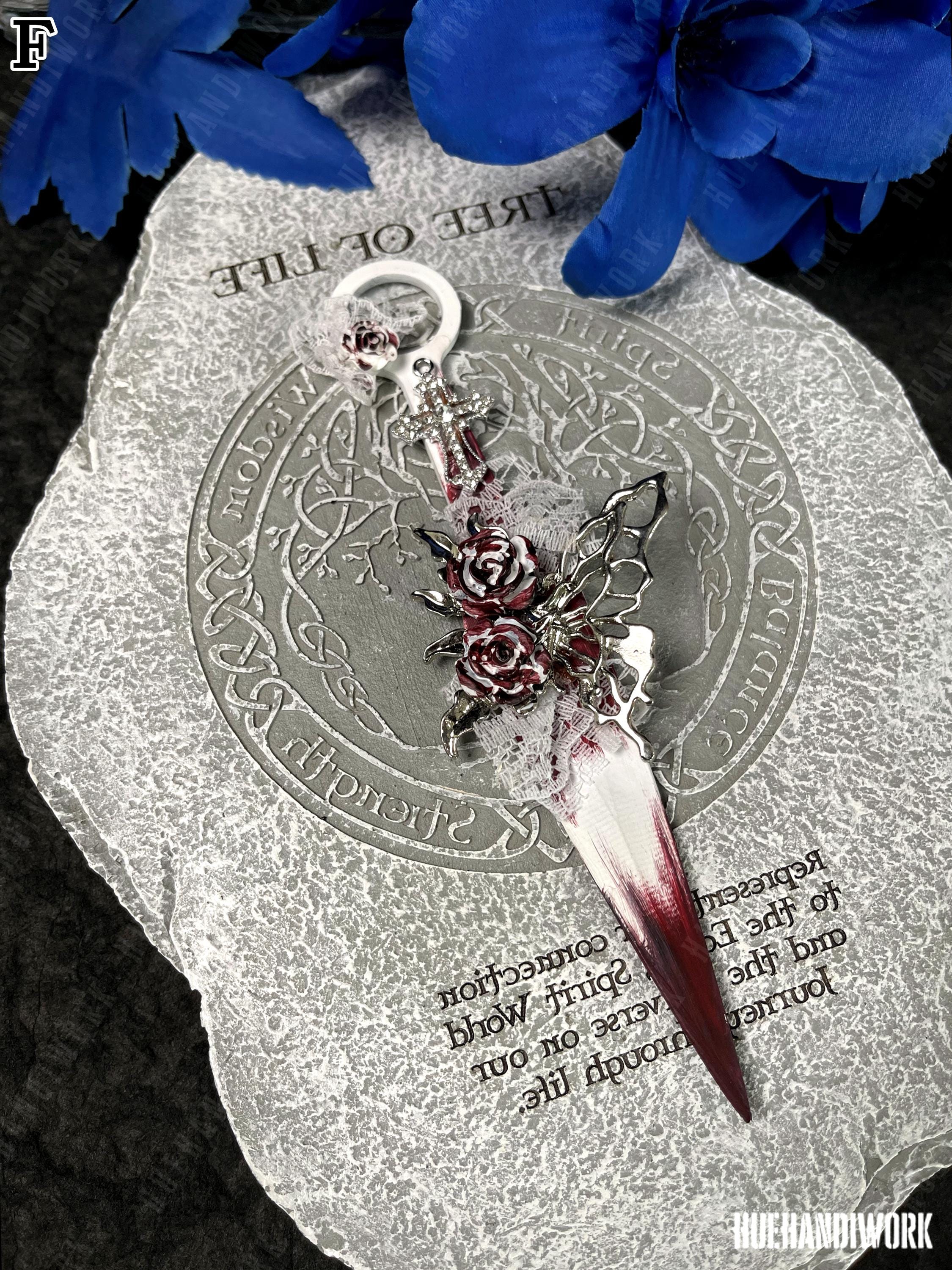 Handmade Gothic Green Dagger: Cthulhu Cosplay Prop - Etsy