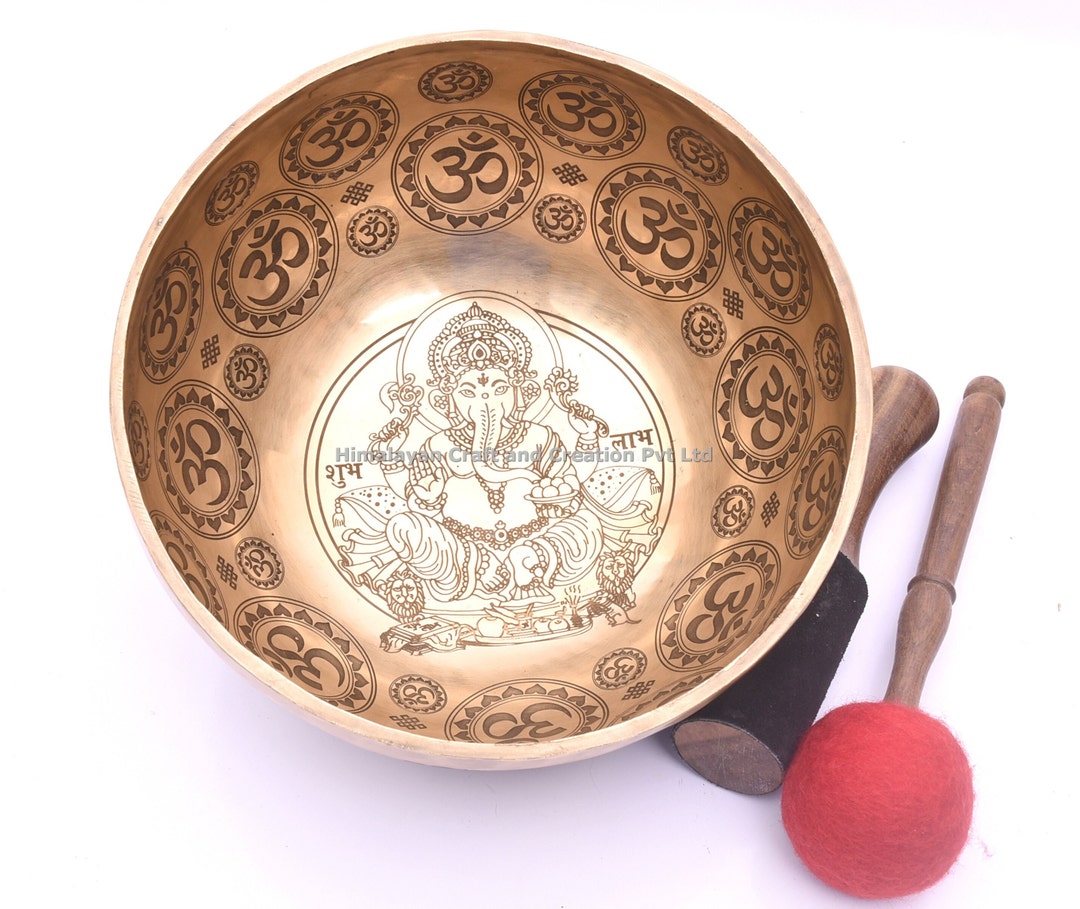 Mantra Chanting Tibetan Singing Bowl Hindu OM Crafted & Goddess of ...