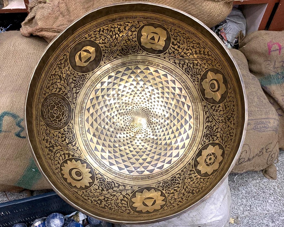 Large Standing Singing Bowls - Tibetan Sound Healing Meditation Bowl ...