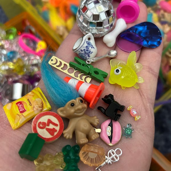 Tiny Trinket Gifts - 60+ Gift Ideas for 2025