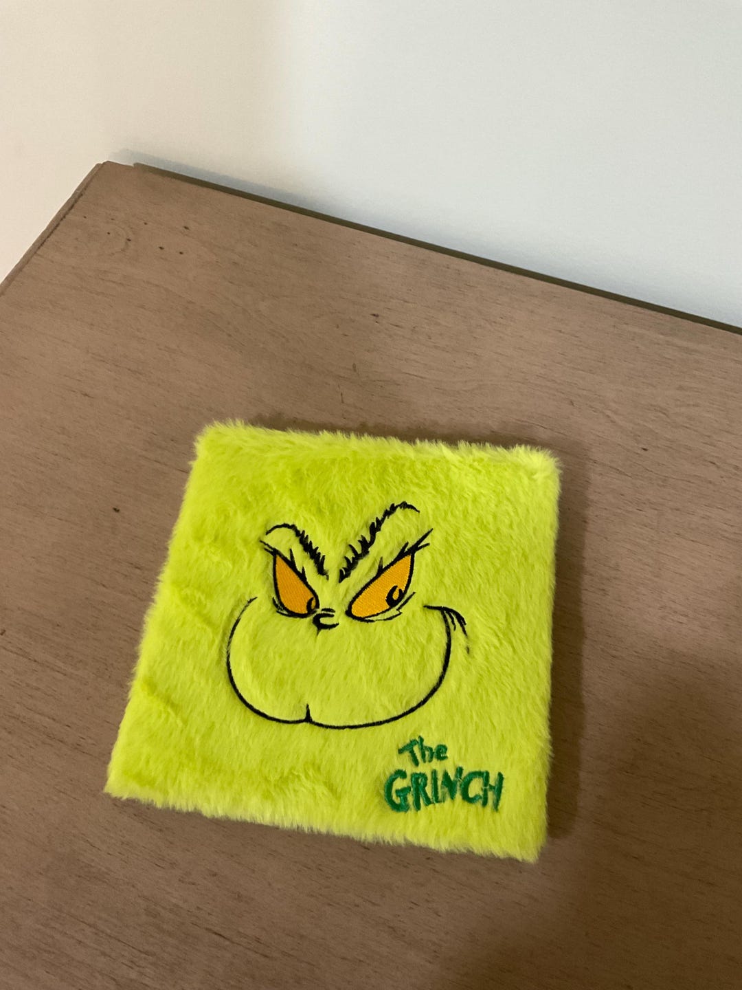 The Grinch Fuzzy Eyeshadow Palette - Etsy