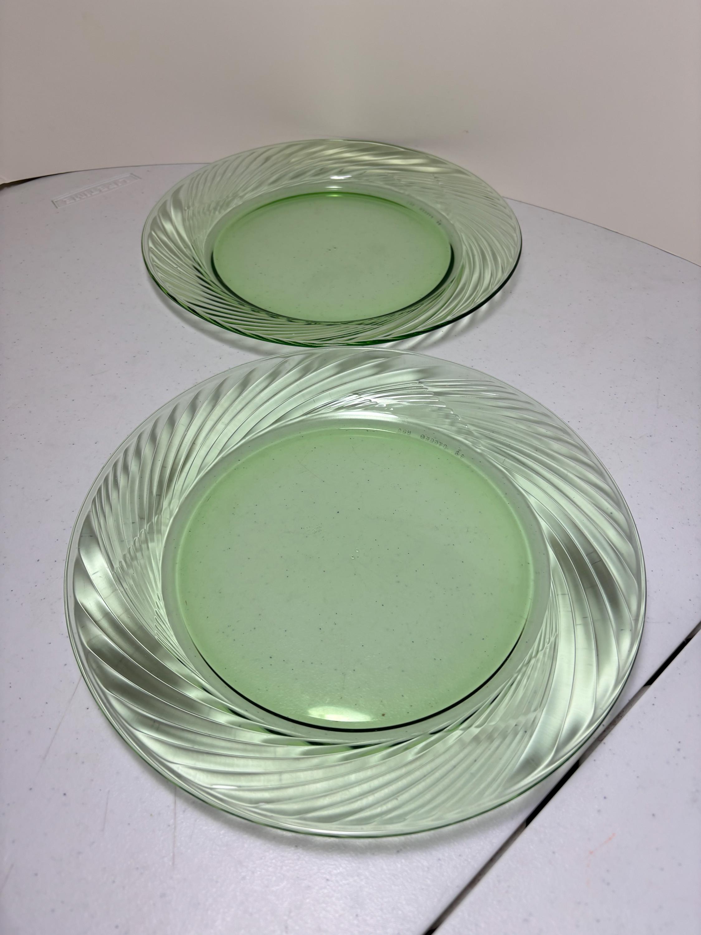 Pyrex 1950’s Festiva Spring Green Swirl Rim 12” Dinner Plates - Etsy