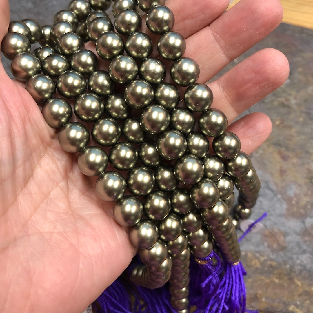 Shell Pearls, 10mm Round, Olive Green, 16" Strand (41 Beads) - Etsy
