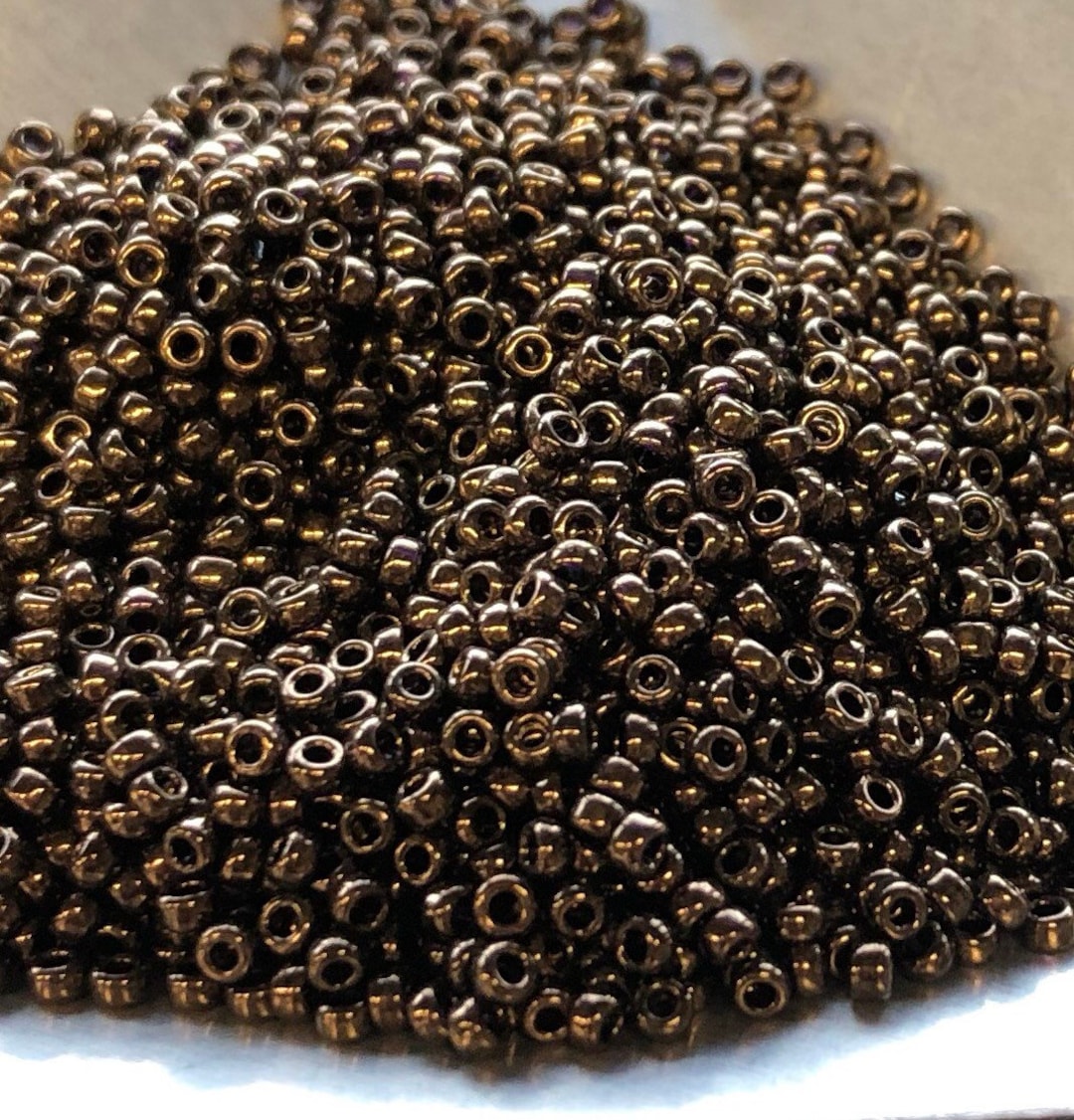 15/0 Japanese Seed Beads - Metallic Chocolate Miyuki # 461 (2" Round ...