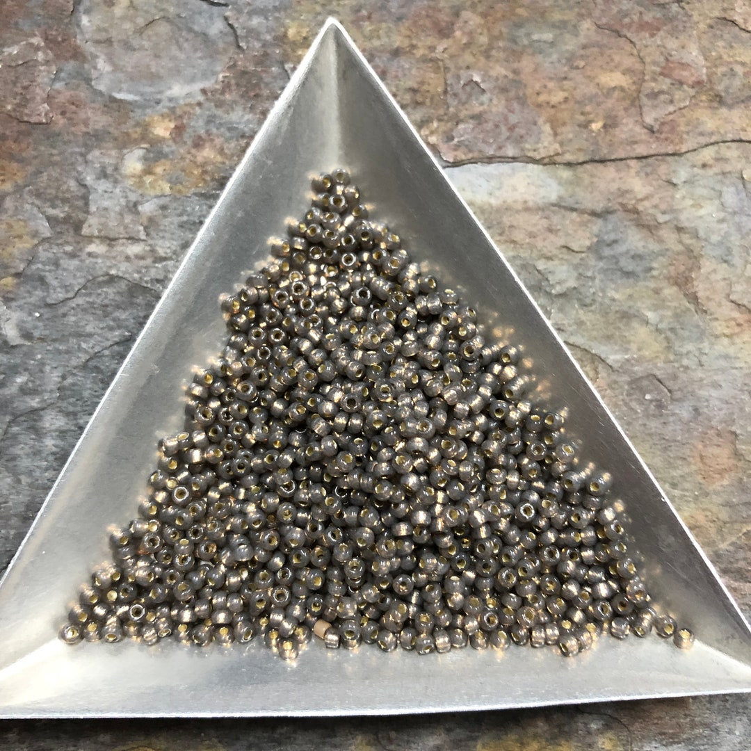 11/0 Japanese Seed Beads - Duracoat Silver Lined Taupe Miyuki # 4250 (5 ...