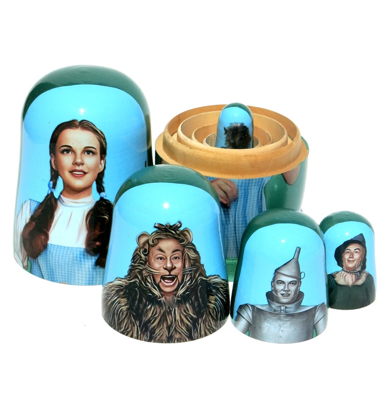 Wizard of Oz 5 Piece Collectible Nesting Doll Set, Dorothy Tinman Lion ...