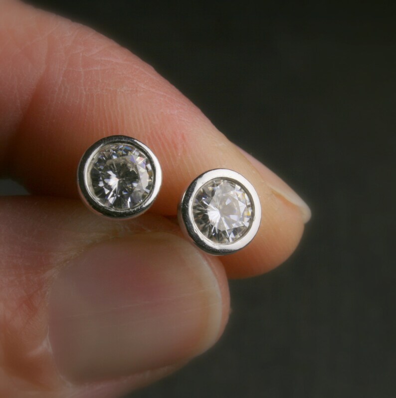 5mm Large Bezel Set Round Brilliant Cut Moissanite and - Etsy