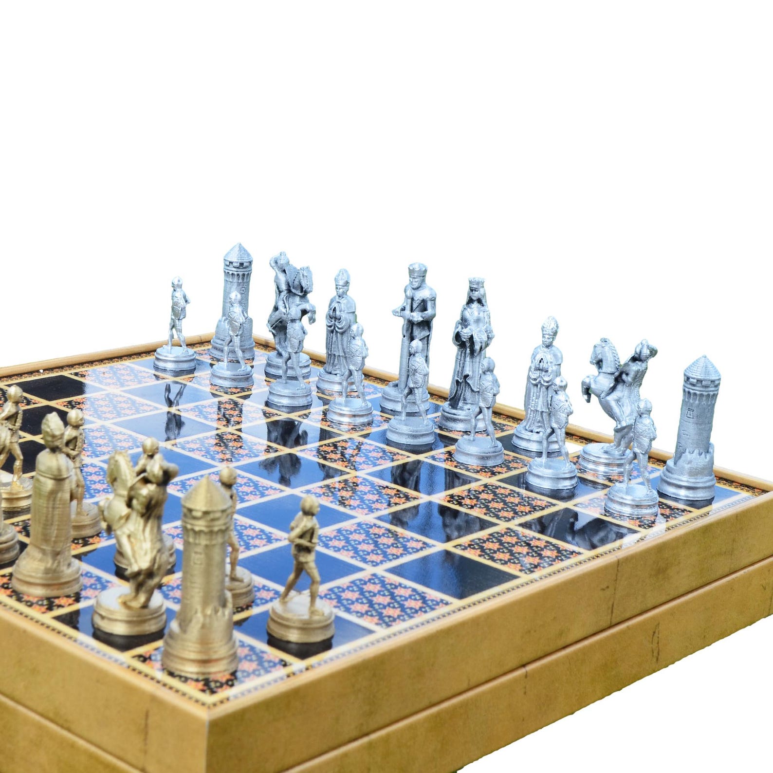 Crusaders Metal Chess Set: Gold & Silver Chessmen, Foldable 14'' Board ...