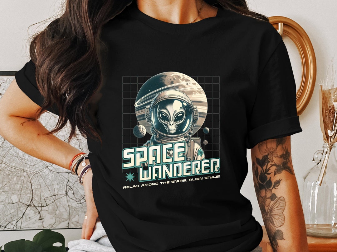 Space Wanderer Alien Digital Print, Outer Space Art for Home Decor, Sci ...