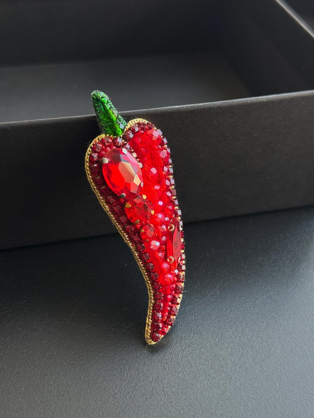 Broche de pimiento: Pin de solapa bordado con cuentas, juego de broches ...