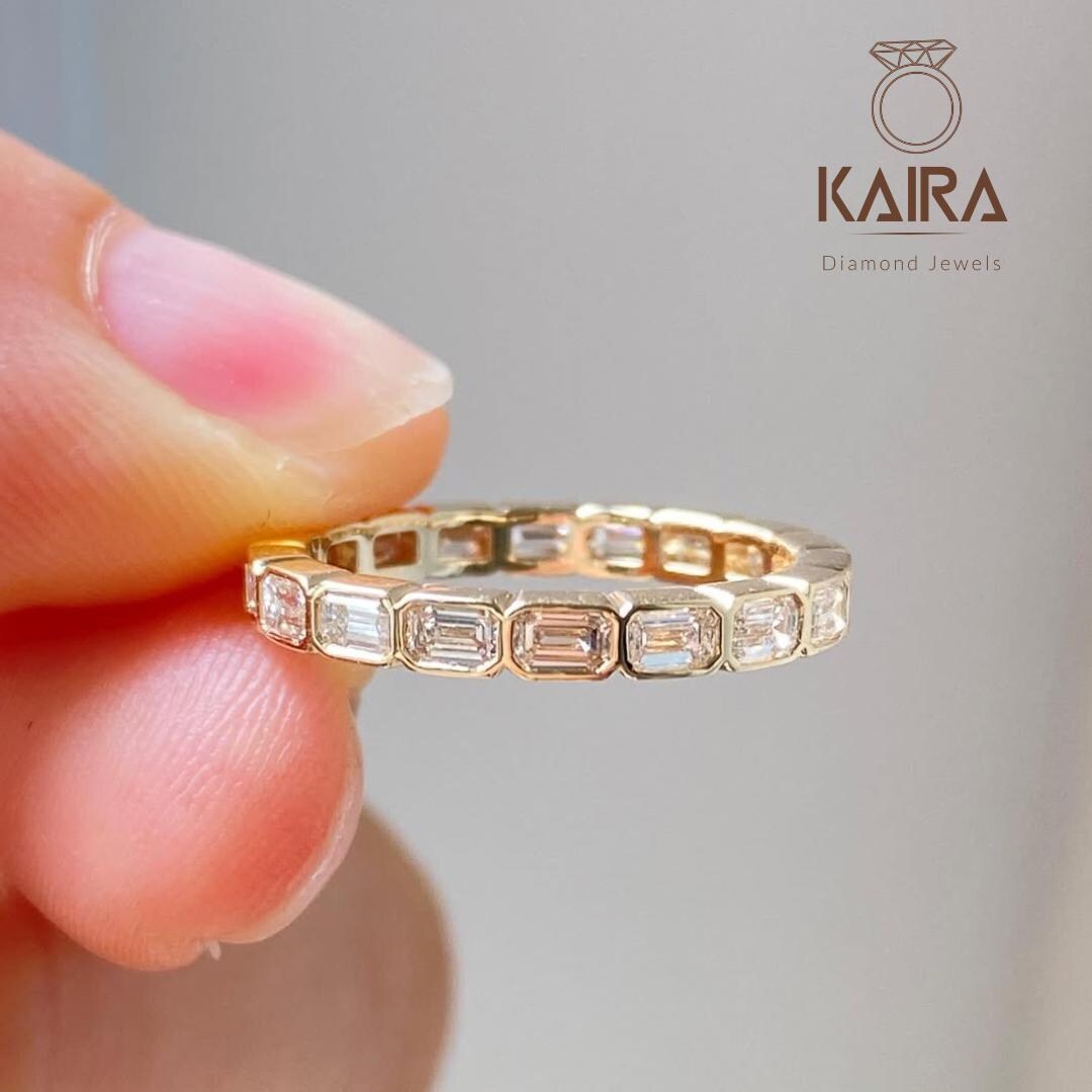 Emerald Cut Moissanite Eternity Band: Bezel Set Wedding Ring - Etsy ...