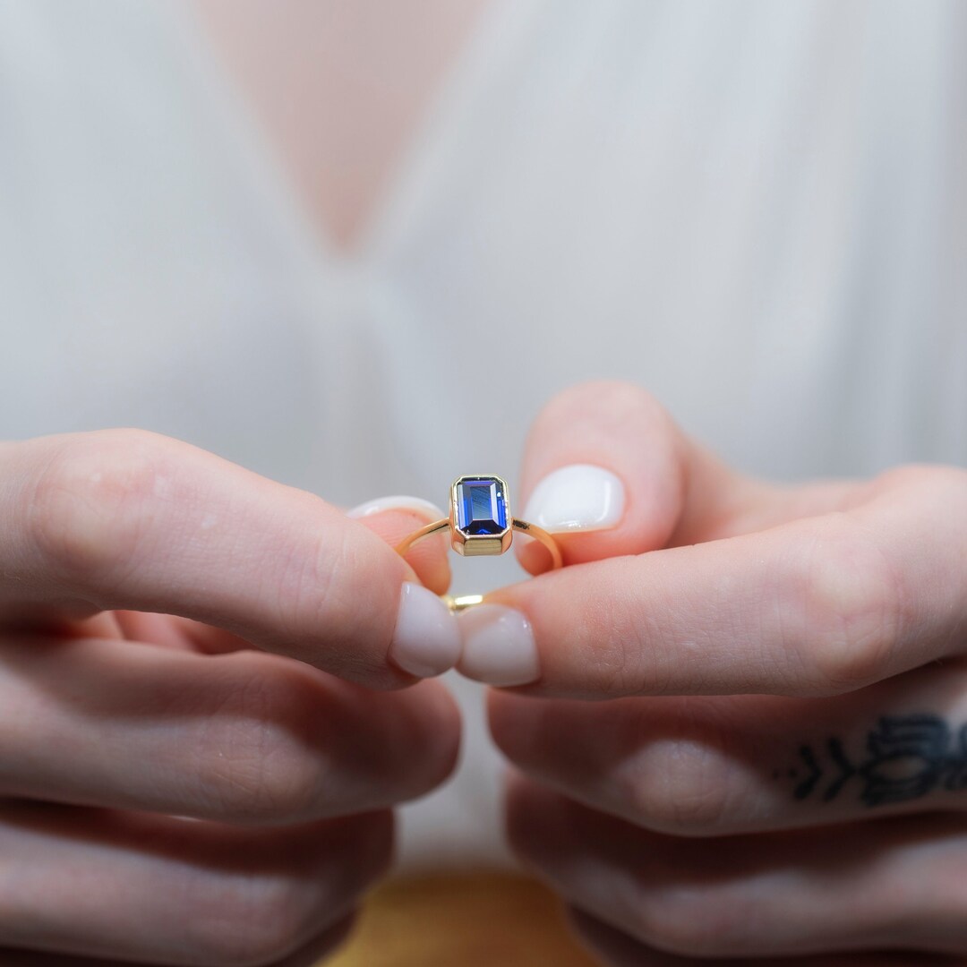 Sapphire Rectangle Ring, 14K Solid Gold Baguette Cut Design for a ...