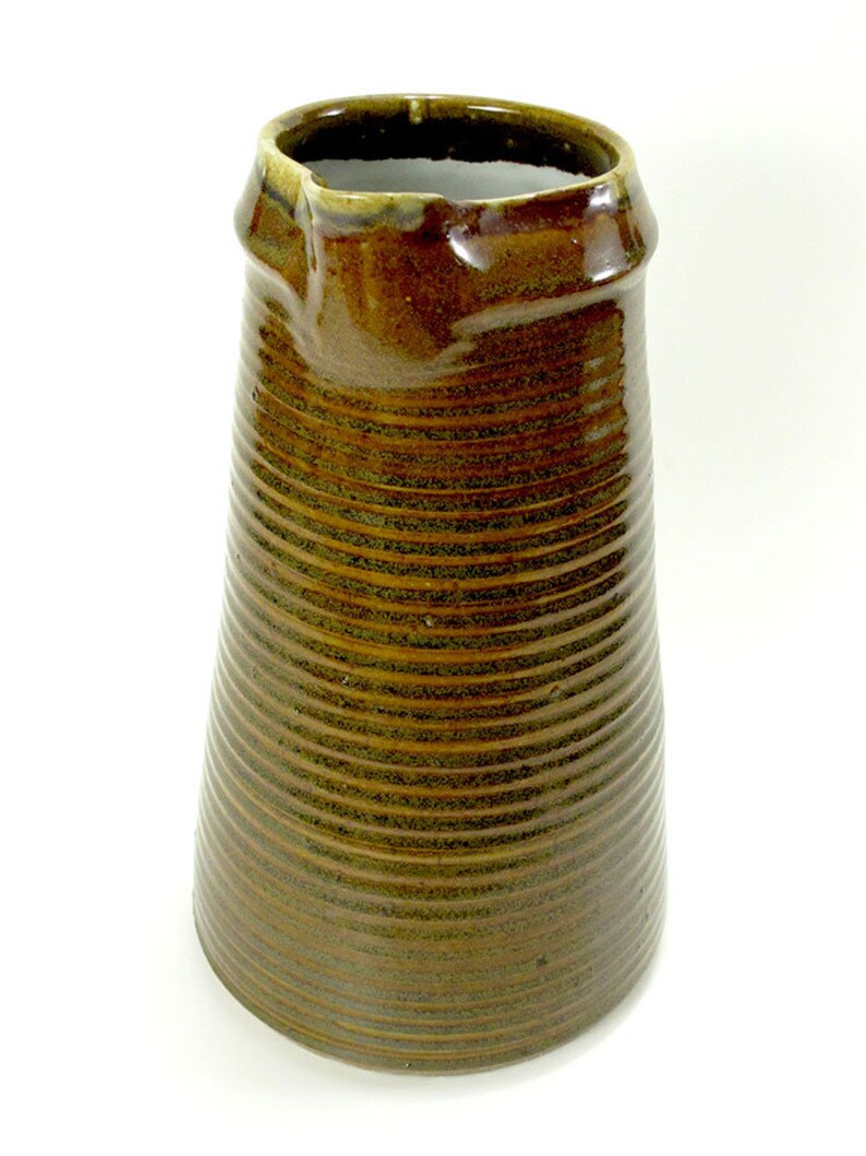 Large, Beautiful Honey Brown Pitcher With Horizontal Lines - Holds ...