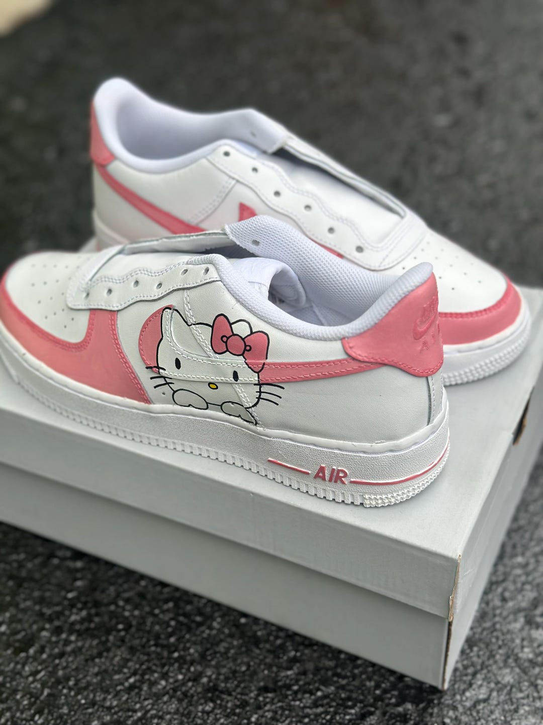 Custom Hello Kitty Air Force 1s - Etsy