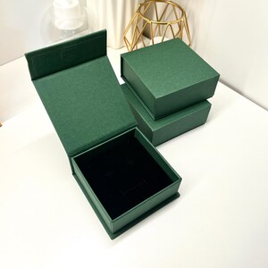 Green Jewelry Gift Box 50-pack: Rigid Elegant Boxes With Velvet Insert ...