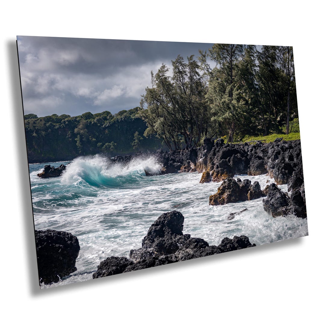 Ke’anae Peninsula, Oahu, Hawaii, Rocky Beach, Palm Trees, Waves, Wall ...