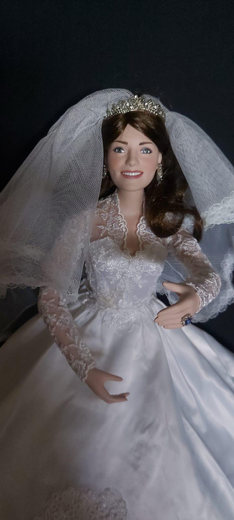 Princess Kate Collectable Bride Doll, Royal Doll, Royal Memarobillia ...