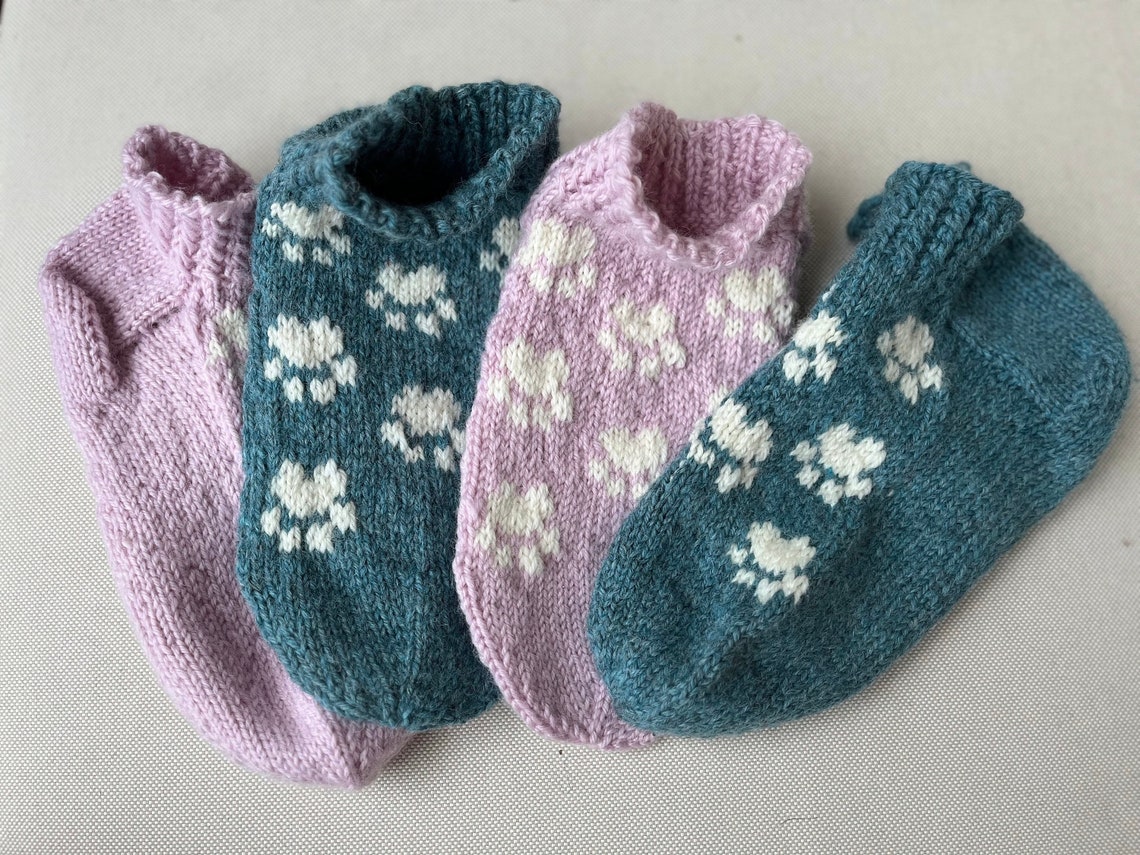 DIGITAL ITEM - Cosy Knitting Pattern - Ankle Socks With Paw Print ...