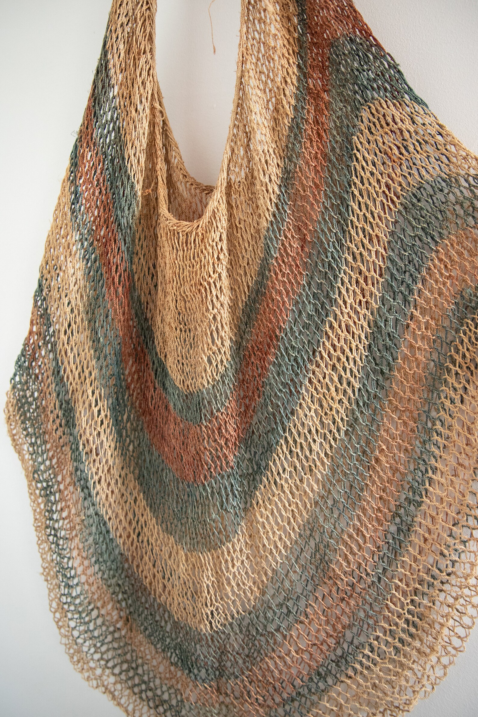 Papua New Guinea Bilum Shoulder Bag - Handwoven Tribal Craft - Etsy