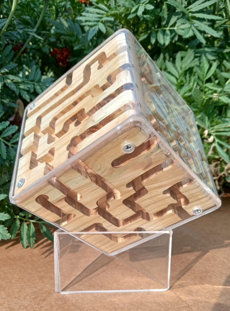 Hand Held Maze Cube - Puzzle Maze - Kid's Puzzle Game - Maze Gift ...