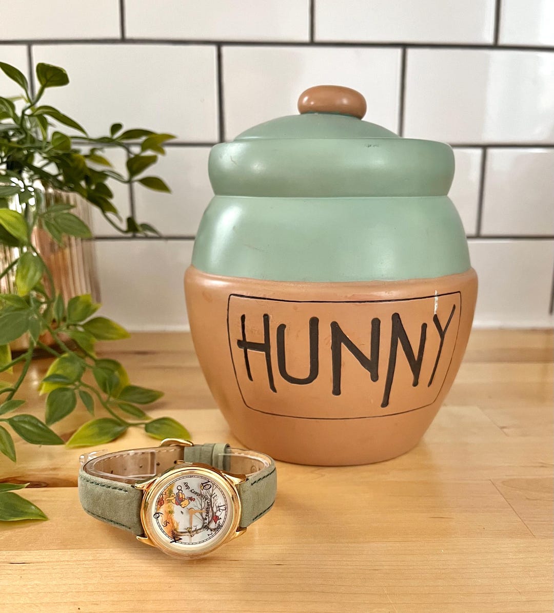 1990 Disney Watch Collectors Club Series VI Green Hunny Pot With Fossil ...