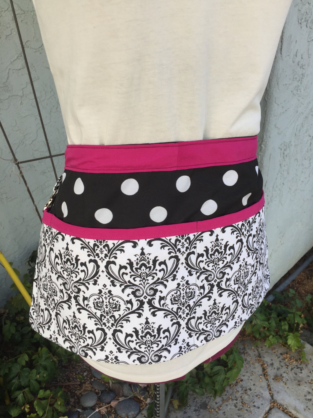 Black and White Utility Apron With Pockets, Swivel Hook and Zipper in ...