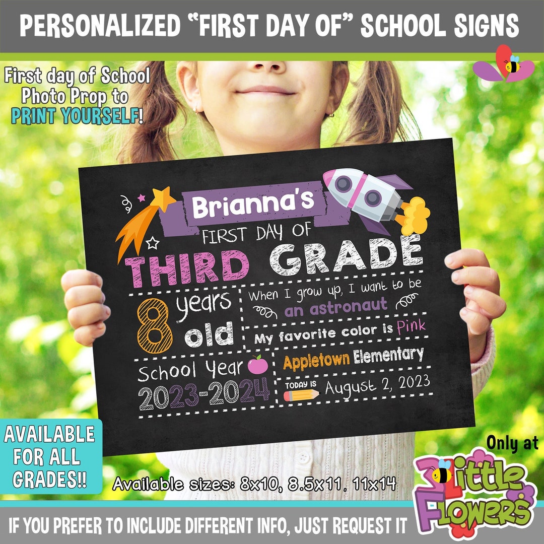 Spaceship First Day of School Sign - Printable First Day of School ...