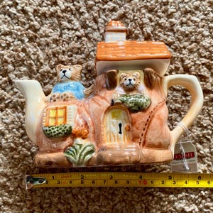 Vintage 1990s tea Nee Hand-painted Ceramic Teapot / Creamer bears in a ...