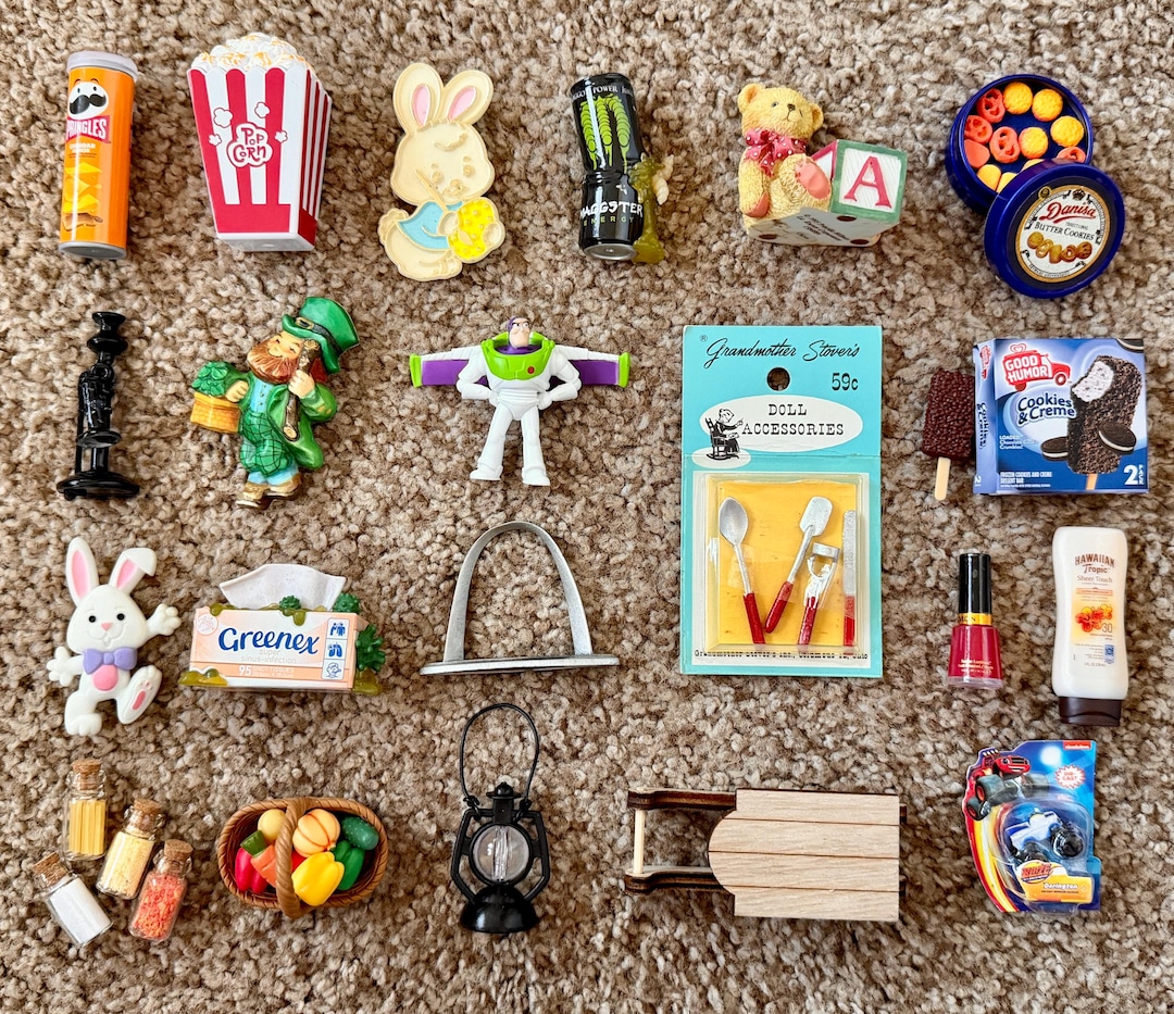 Vintage Miniature Collection, Dollhouse Minis, Trinket Display [pre ...