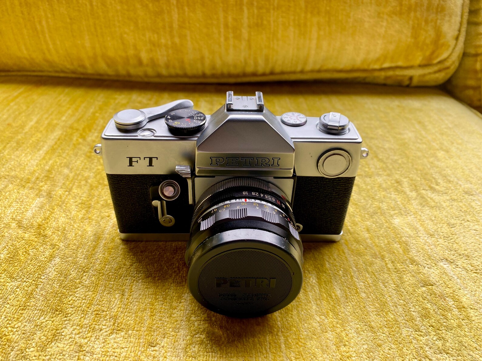 Vintage 1970s Petri FT 35mm Film Camera With Leather Case - Etsy
