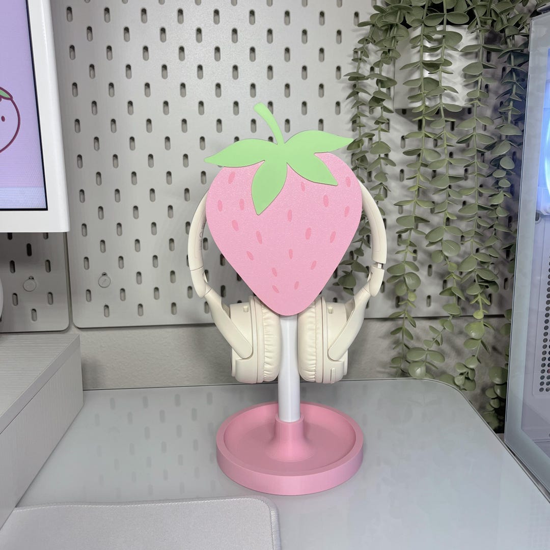 Strawberry Headphone Stand, Pastel Cozy Gaming Desk Setup, Strawberry ...