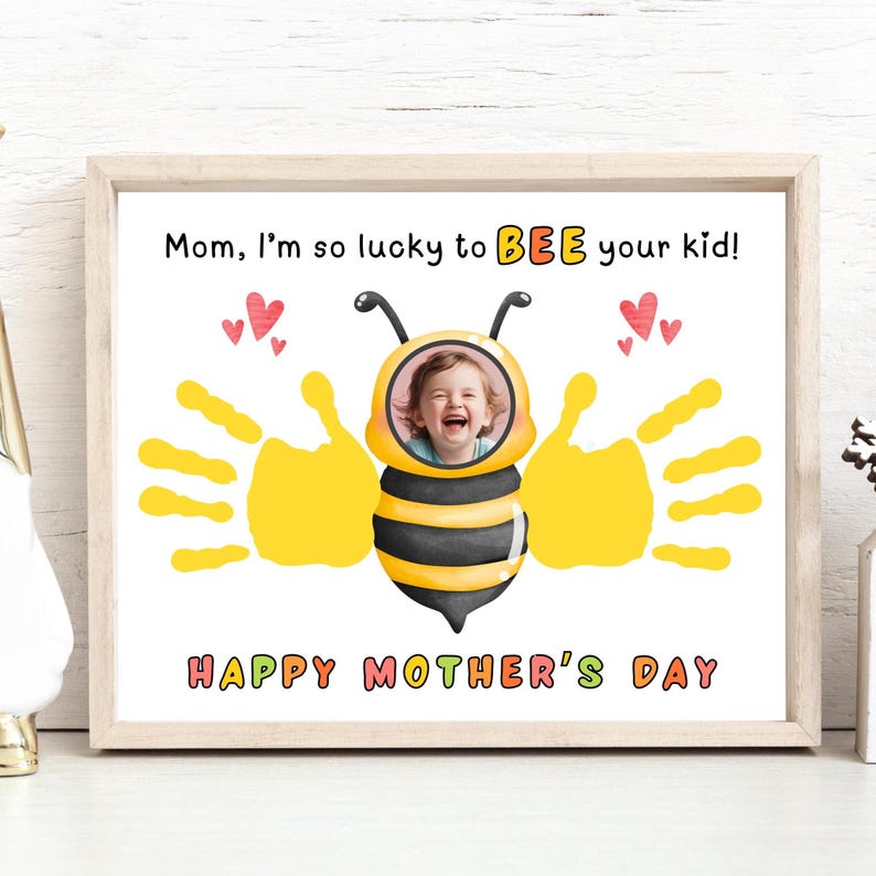 Bee Mother's Day Handprint Craft, Kids Handprint Art Printable ...