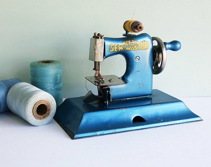 Tiny 1940s Kay-an-ee Sew Master Toy Sewing Machine in Blue - Etsy