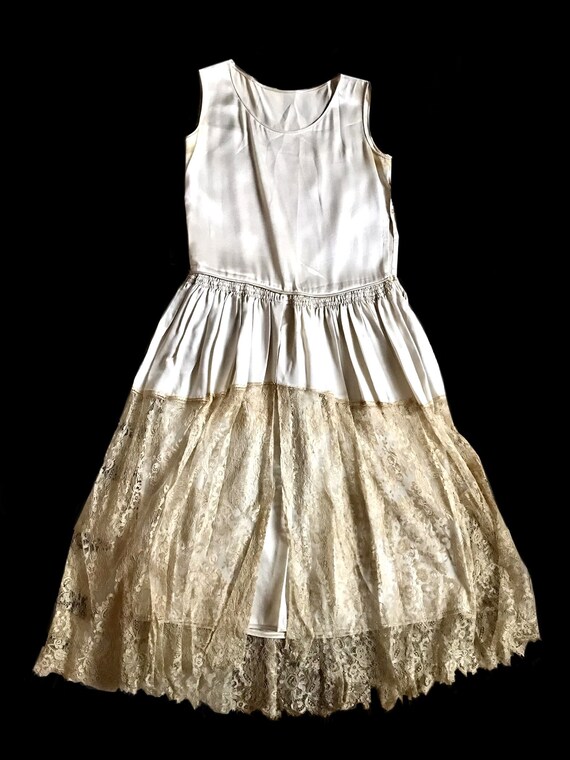 Authentic 1910 1920s flapper Art Deco ivory white sil… - Gem